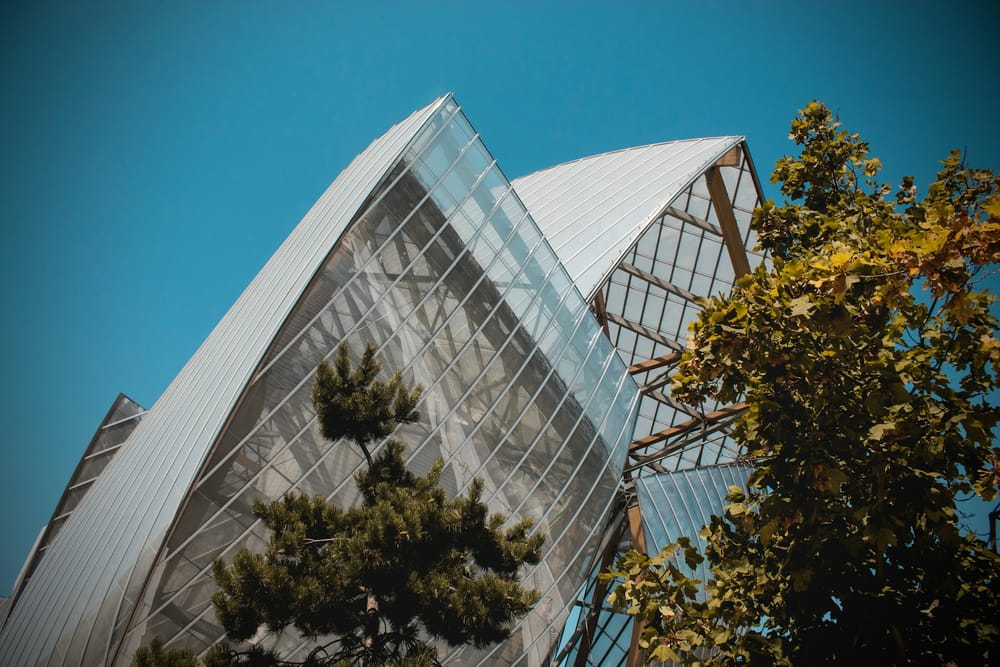 Architecture moderne : caractéristiques, styles et exemples
