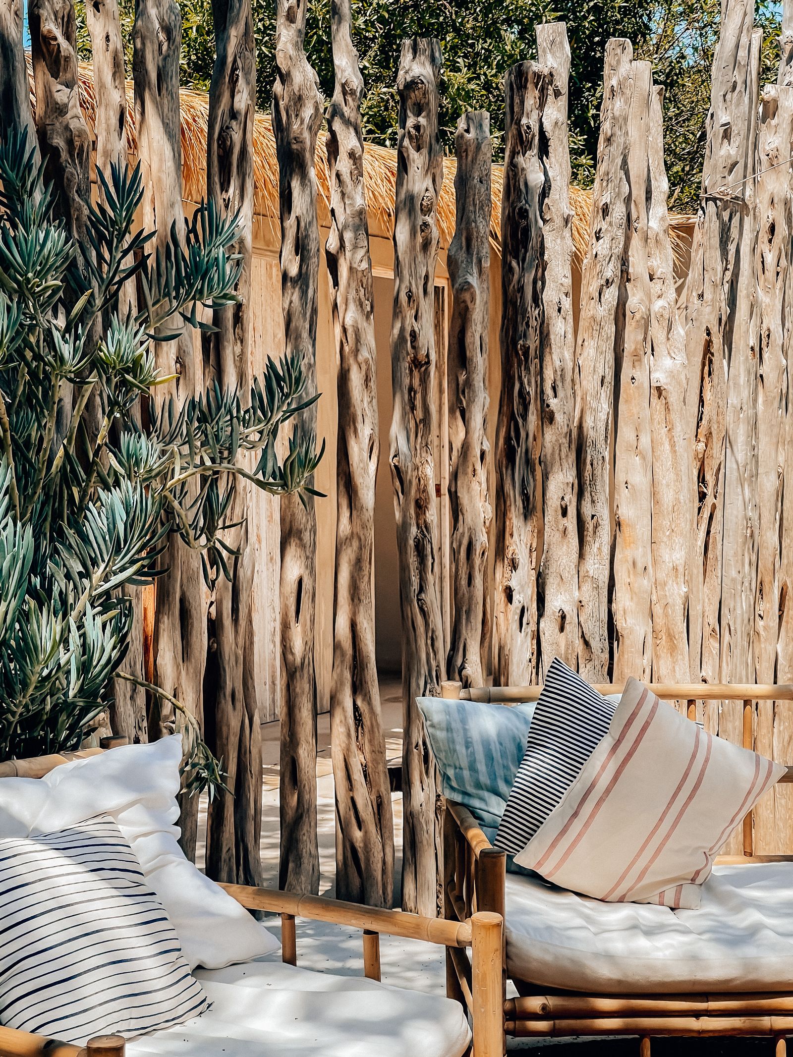 Consejos para decorar interiores de casas de madera | Planner 5D