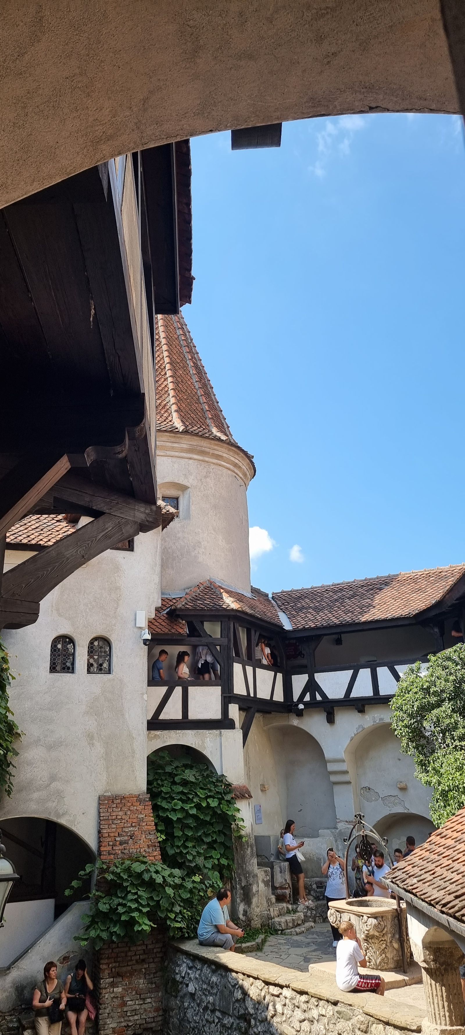 Bran Castle: Dracula's Gothic Design Inspiration