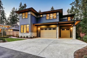 What is the average height of a 2 story house?