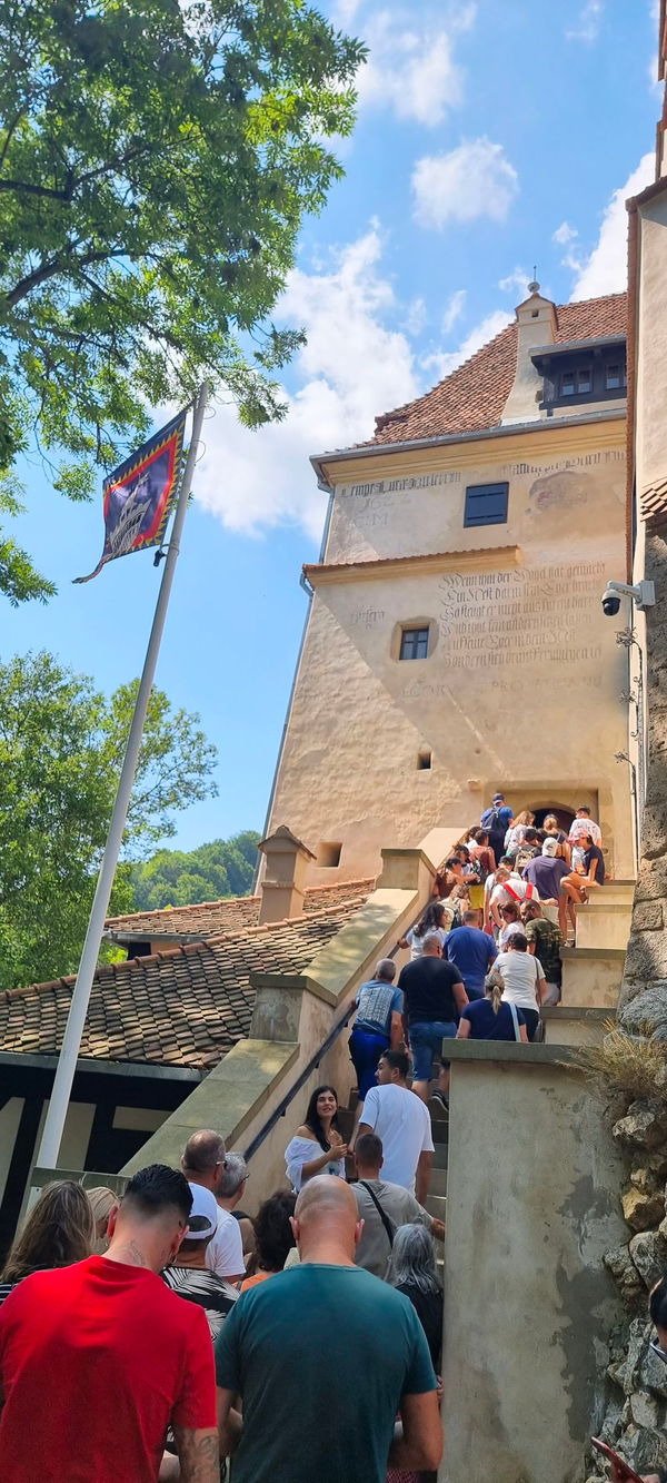 Bran Castle: Dracula's Gothic Design Inspiration