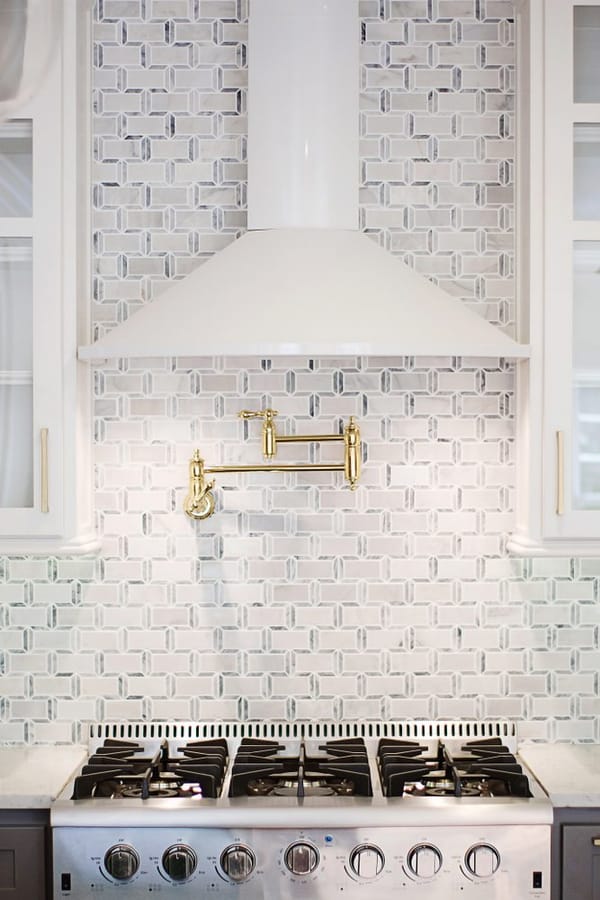 10 Luxurious Kitchen Features That Redefine Elegance