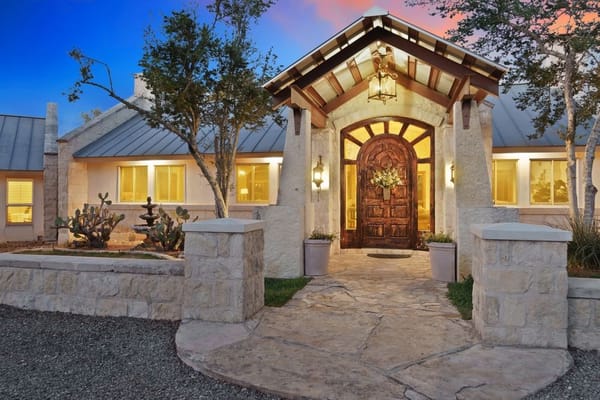 25 Front Yard Landscaping Ideas | Planner 5D