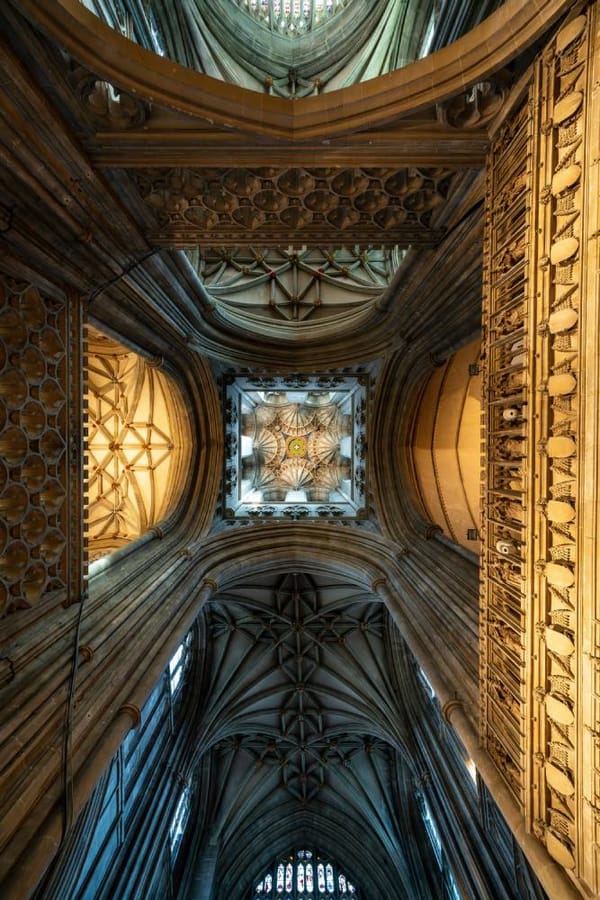 Gotik: Was ist das? Merkmale und Beispiele der Architektur
