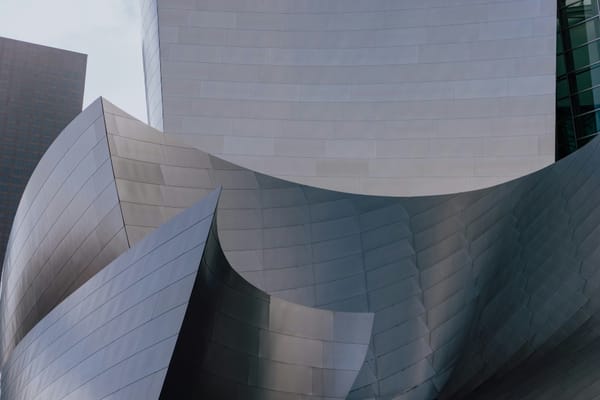 L’Architecture de Frank Gehry: Les 12 Structures Les Plus Connues